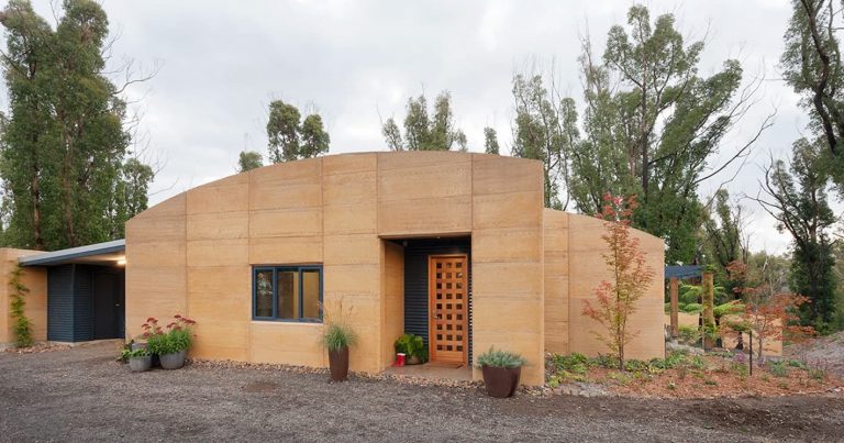External - Rammed Earth Enterprises